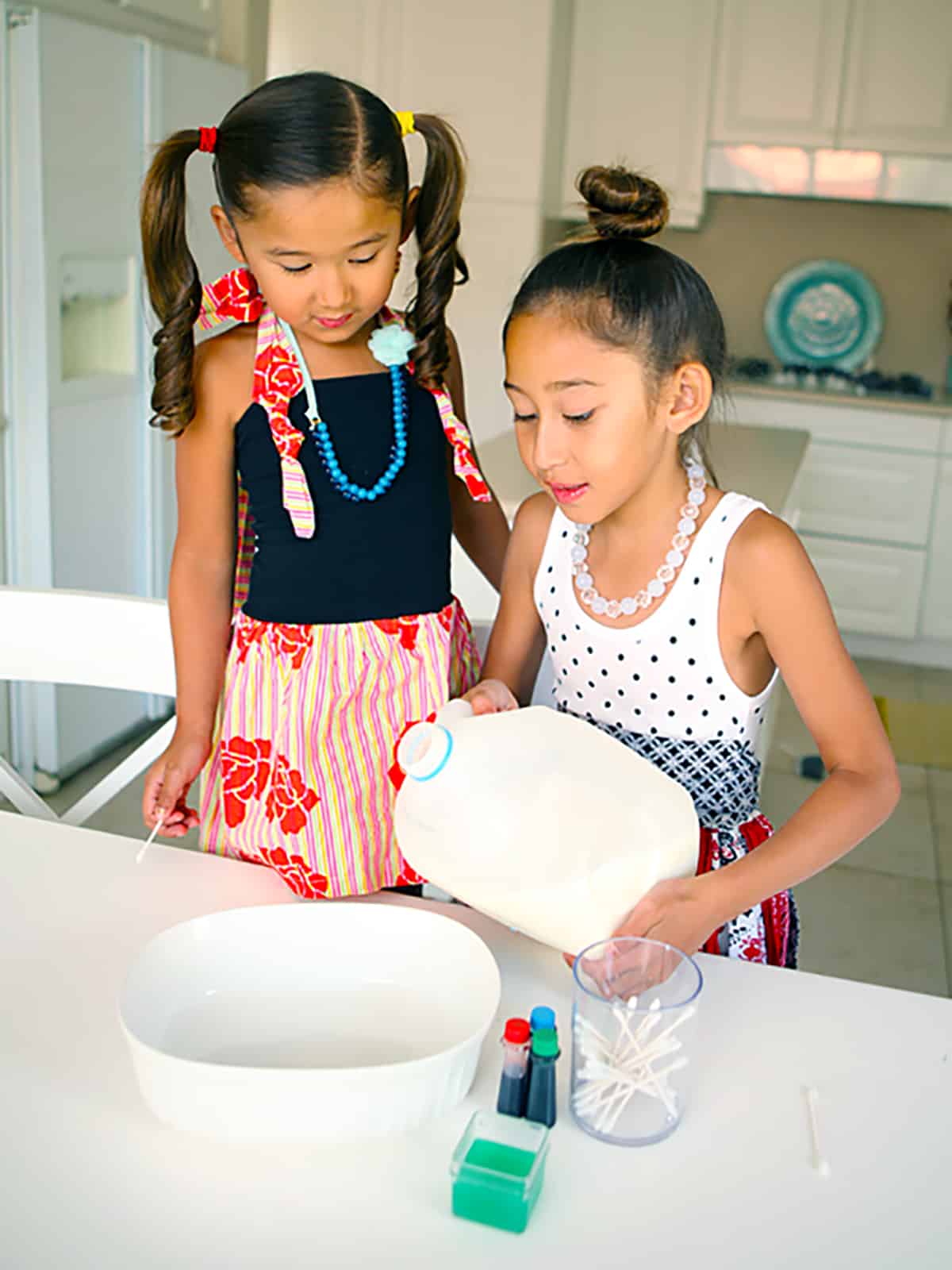 Fun Science Experiements to Inspire Boys AND Girls to become Scientists