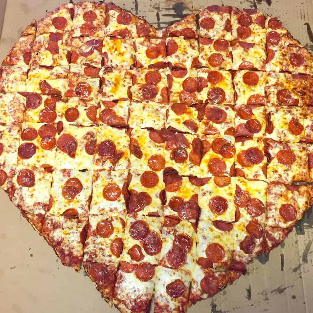 Where to Get Giant Pizza in Orange COunty