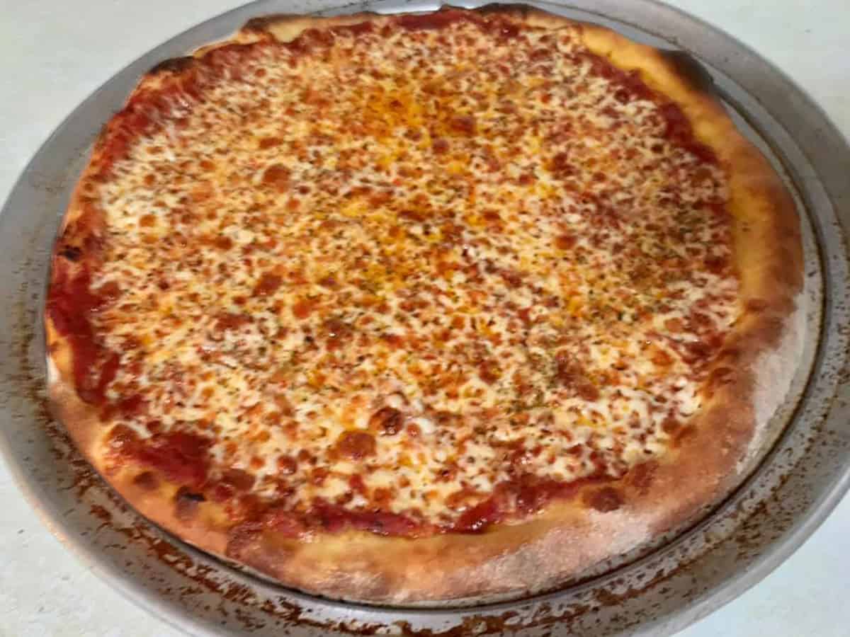 Where to Get Giant Pizza in Orange COunty