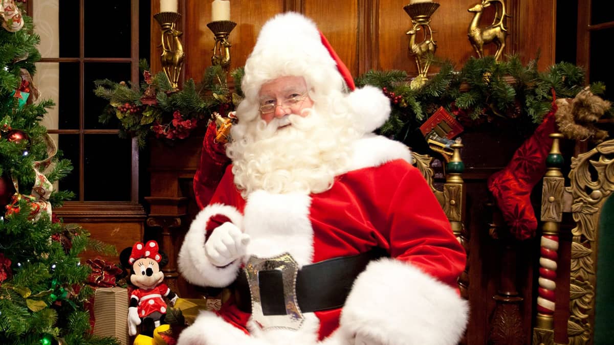 Where to Take Photos with Santa in Orange County, CA (2024) - Popsicle Blog