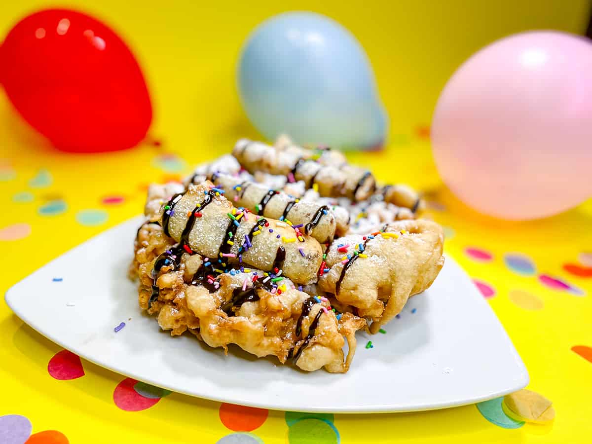 Knott's Berry Farm PEANUTS Celebration Food - Popsicle Blog