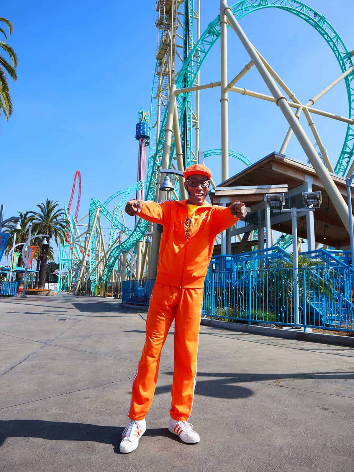 DJ Lance Rock Show at Knott's Berry Farm - Popsicle Blog