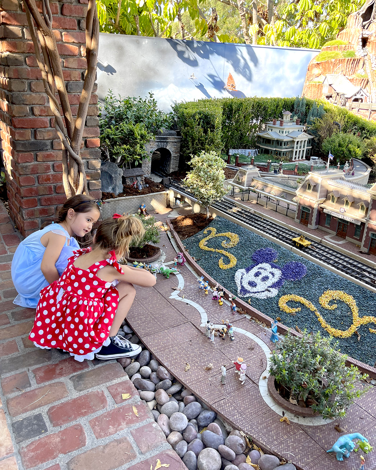 Castle Peak and Thunder Railroad: How to Get Free Tickets - Popsicle Blog