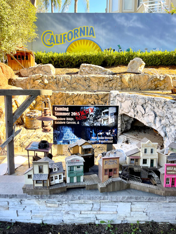 Castle Peak and Thunder Railroad: How to Get Free Tickets - Popsicle Blog