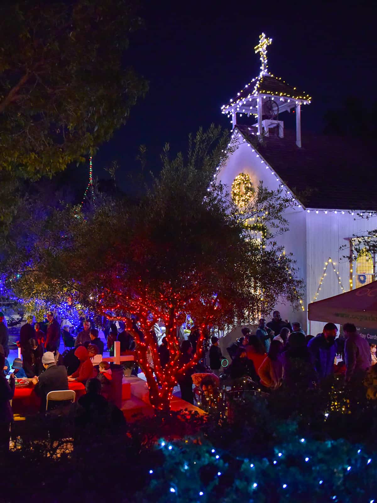 Heritage Hill Historical Park Candlelight Walk & Holiday Lights (2022 ...